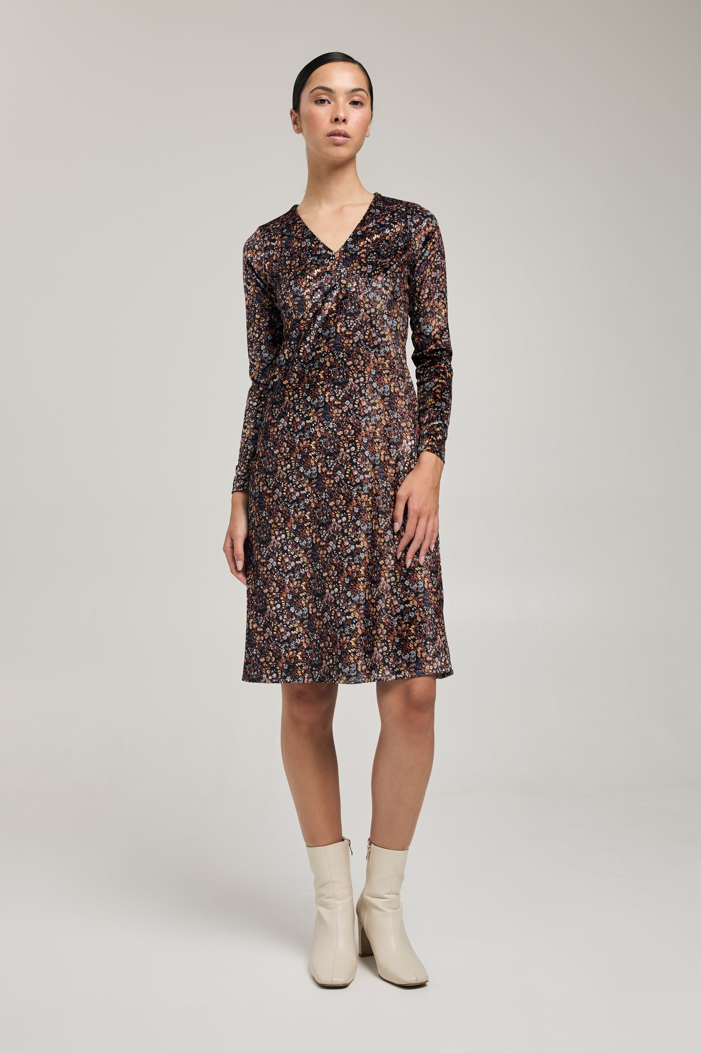 SHOP DRESSES – Lumi Clothing