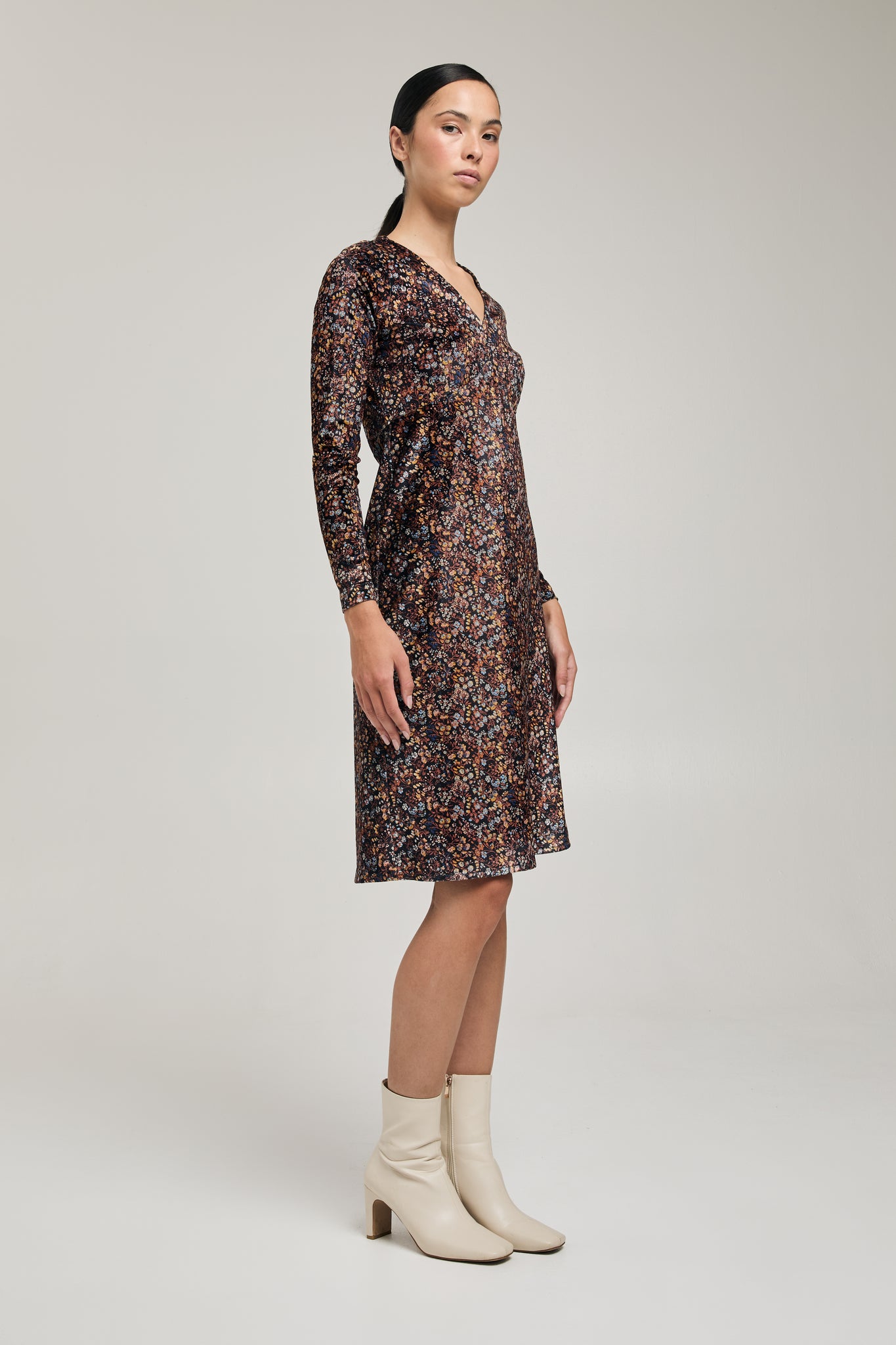 SHOP DRESSES – Lumi Clothing